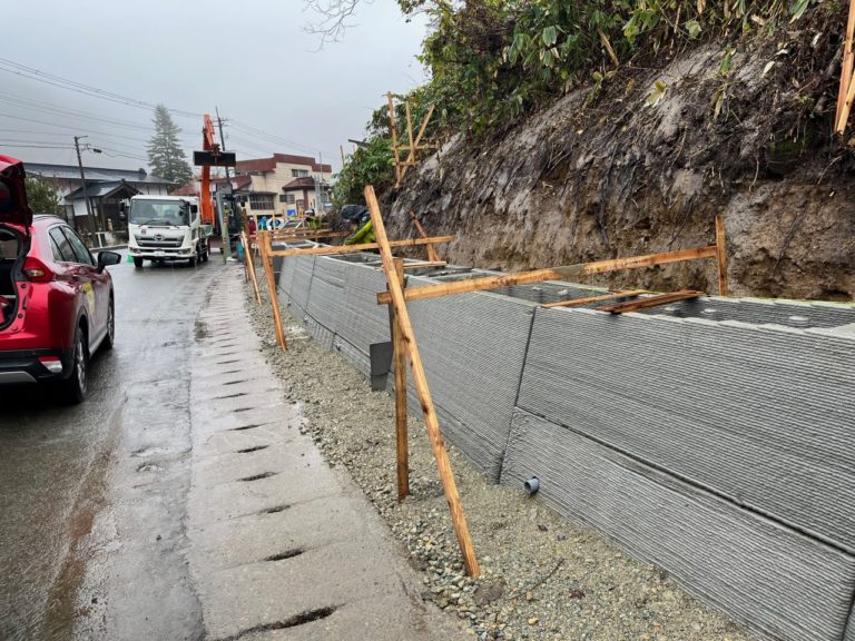 Polyuseの3Dプリンターで擁壁工事の工期を4割短縮！ NETIS登録も完了 | 建設ITブログ